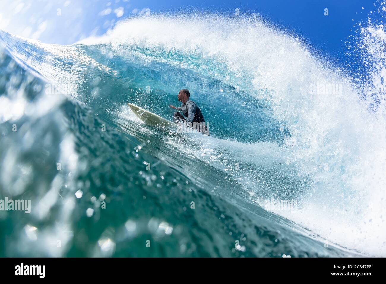 Wave face hi-res stock photography and images - Alamy