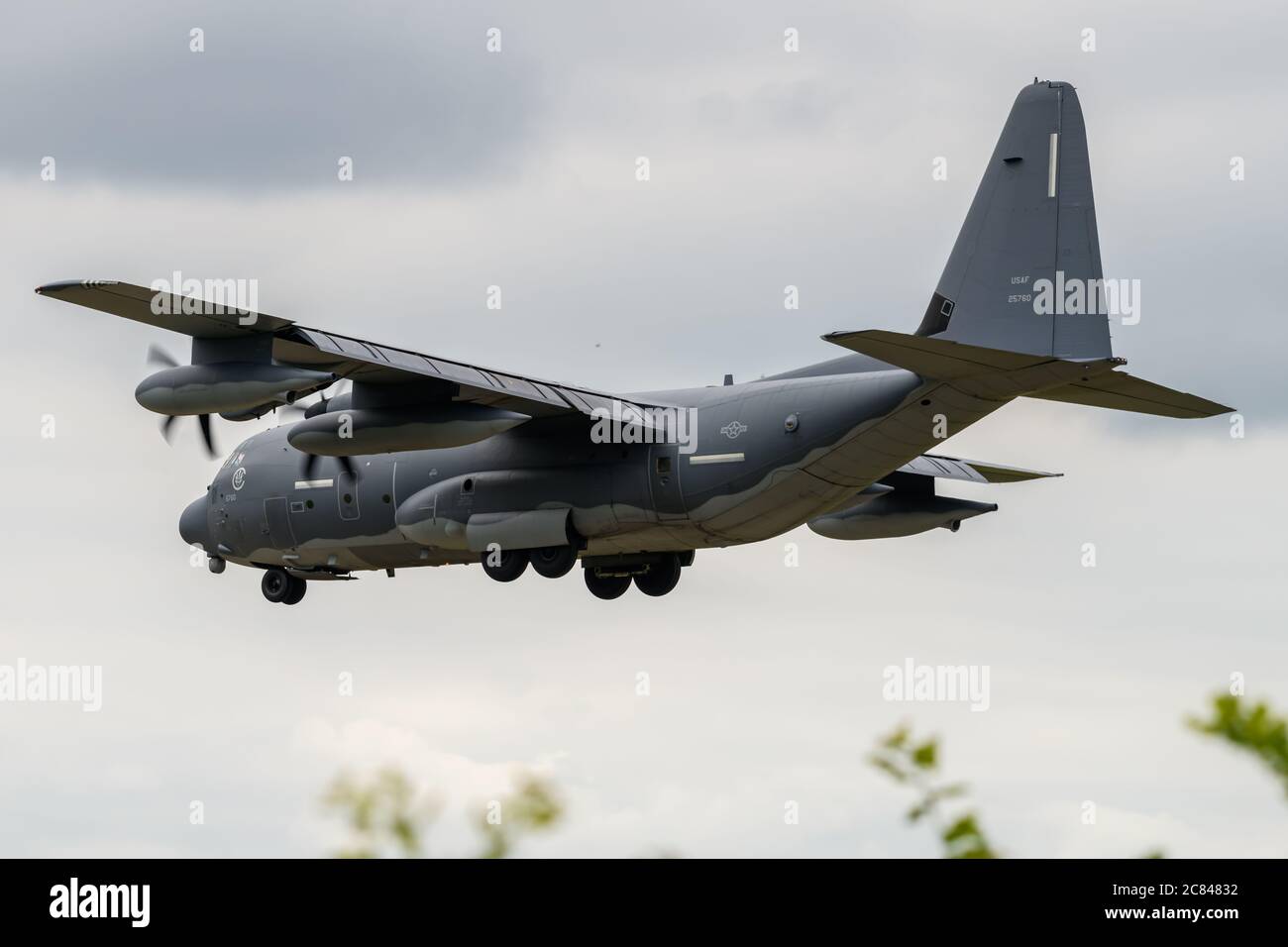 US Air Force C-130 Hercules transport aircraft Stock Photo - Alamy