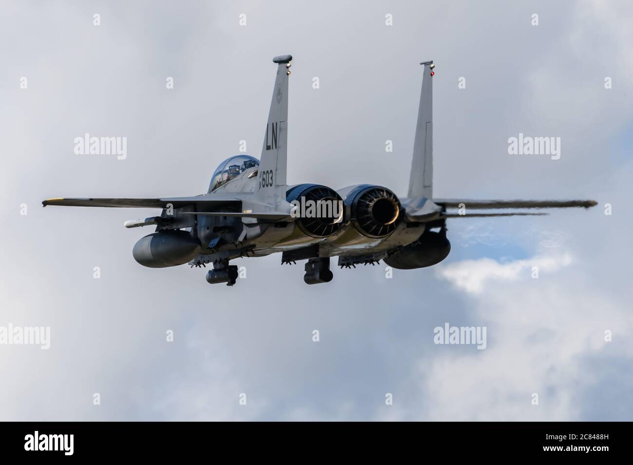 F 15 aircraft jet engine hi-res stock photography and images - Alamy
