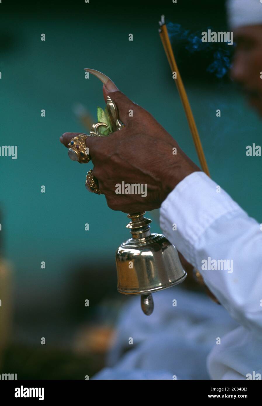 Hindu temple bell hi-res stock photography and images - Alamy