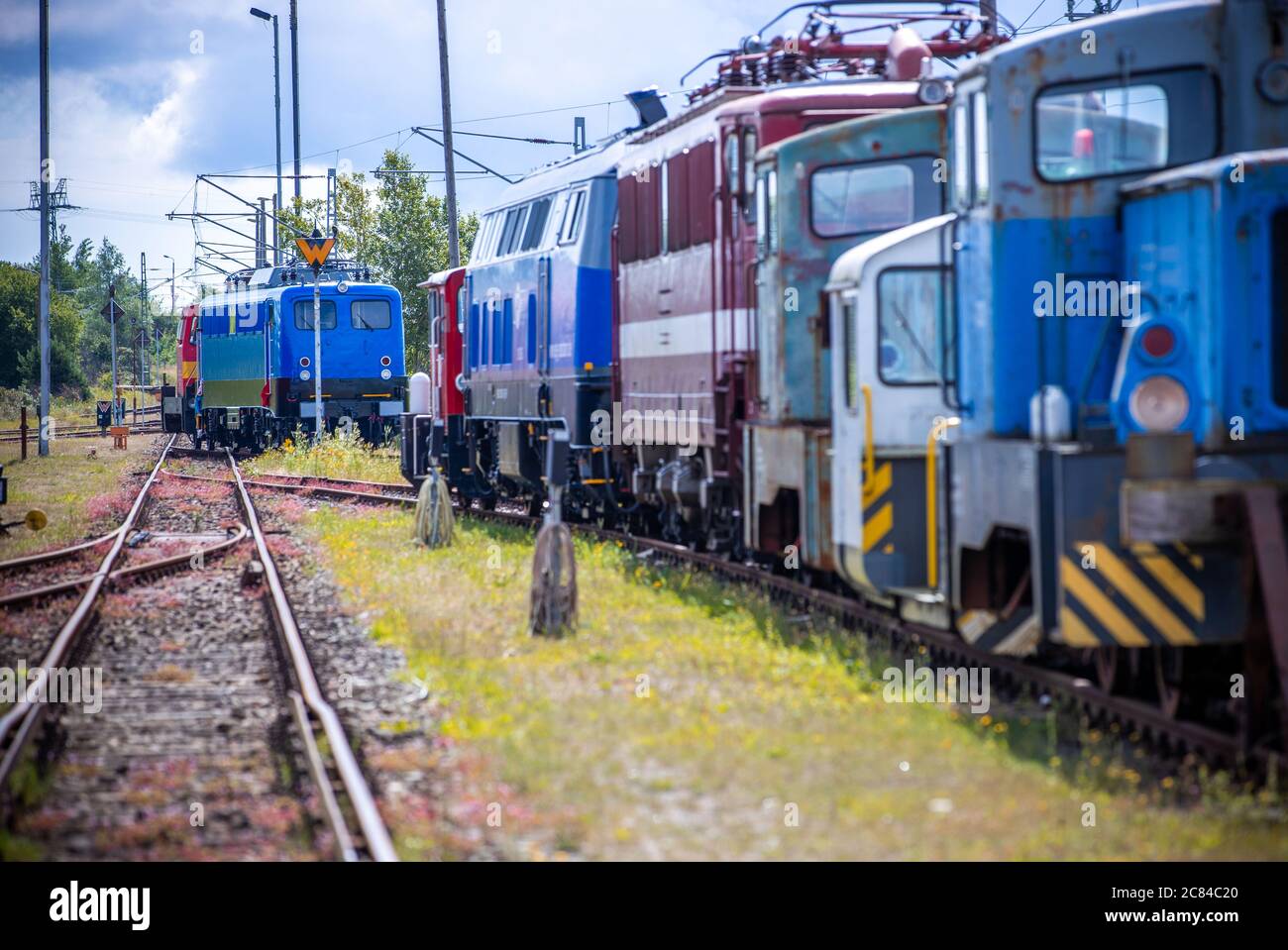 Class 140 locomotive hi-res stock photography and images - Alamy