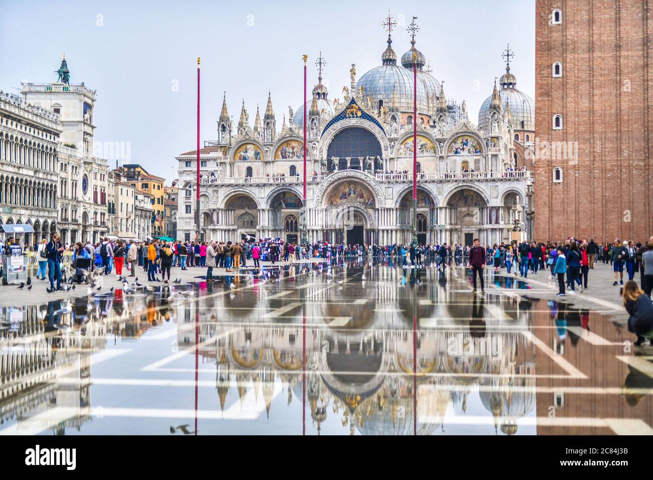 Italy: Venice. Tourists in Piazza San Marco (St Mark's Square Stock ...