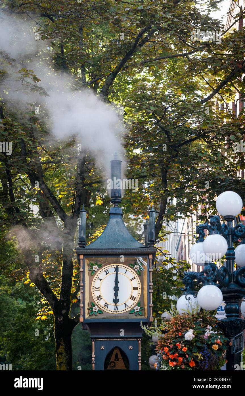 Historic steam clock hi-res stock photography and images - Alamy