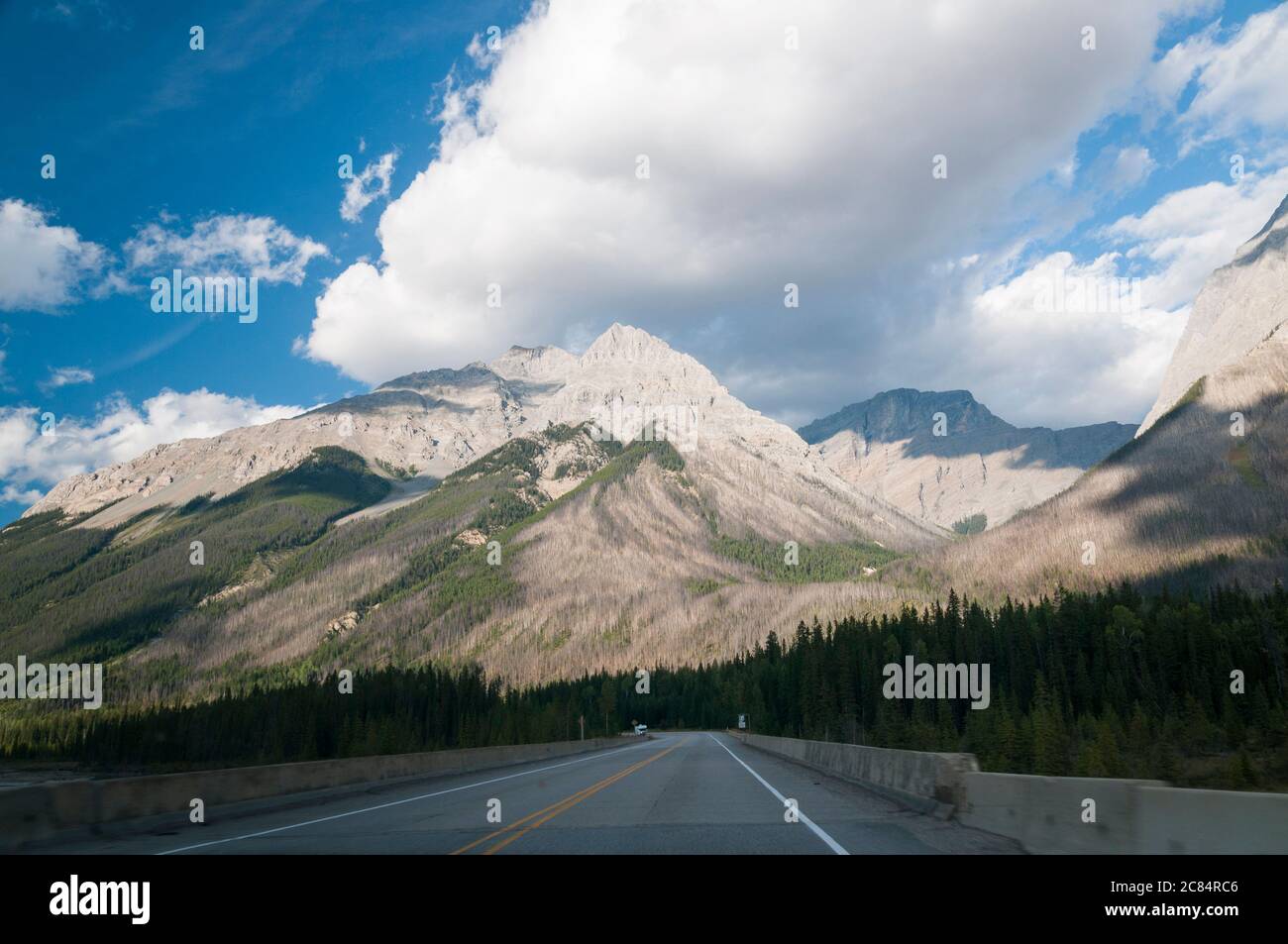 National highway 1 hi-res stock photography and images - Alamy