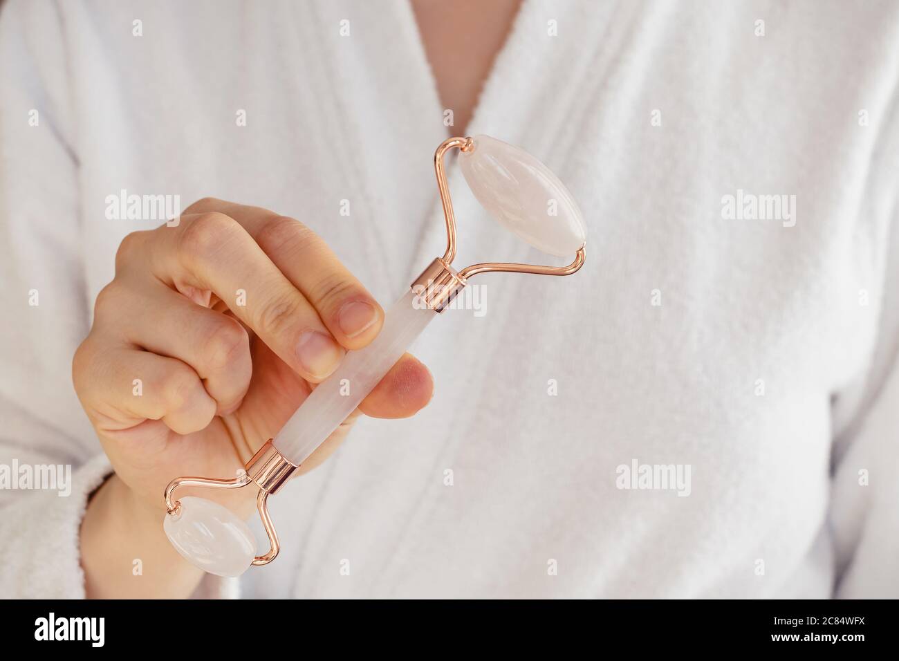 Female hand holding jade hi-res stock photography and images - Alamy