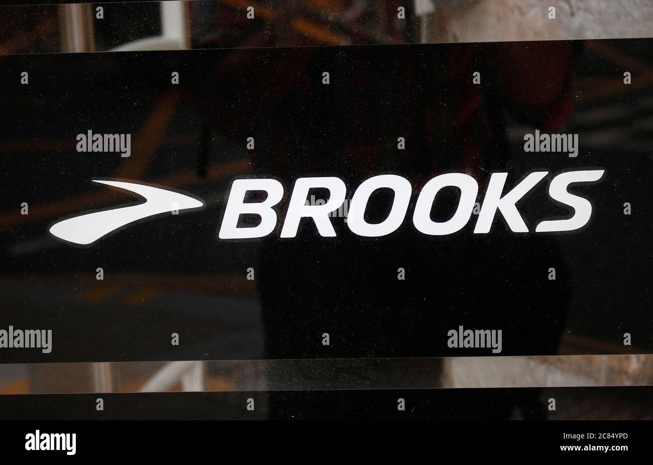 das Logo der Marke/ the logo of the brand "Brooks", London, England ...