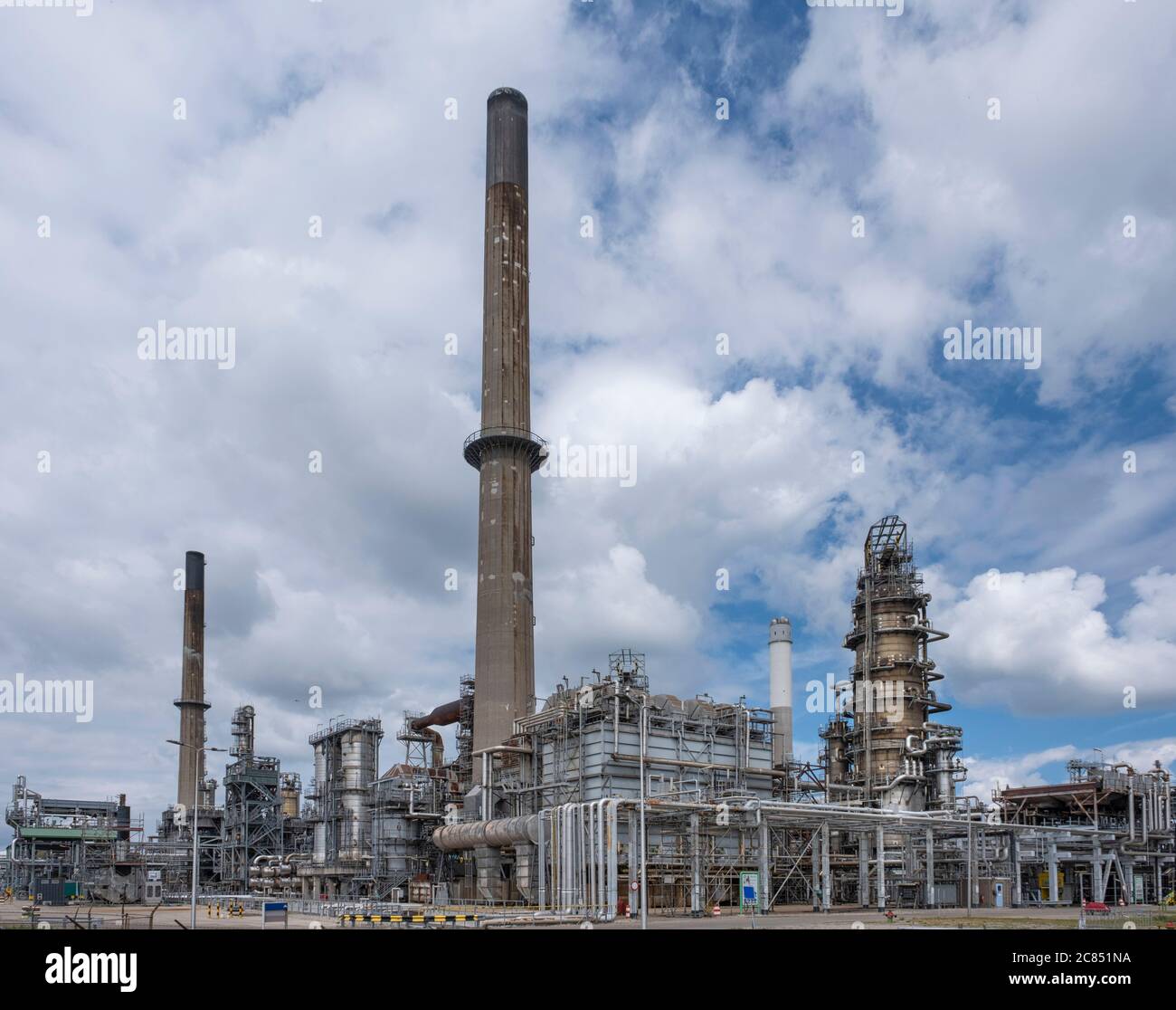 Refinery plant at Europort harbor, Rotterdam Stock Photo - Alamy