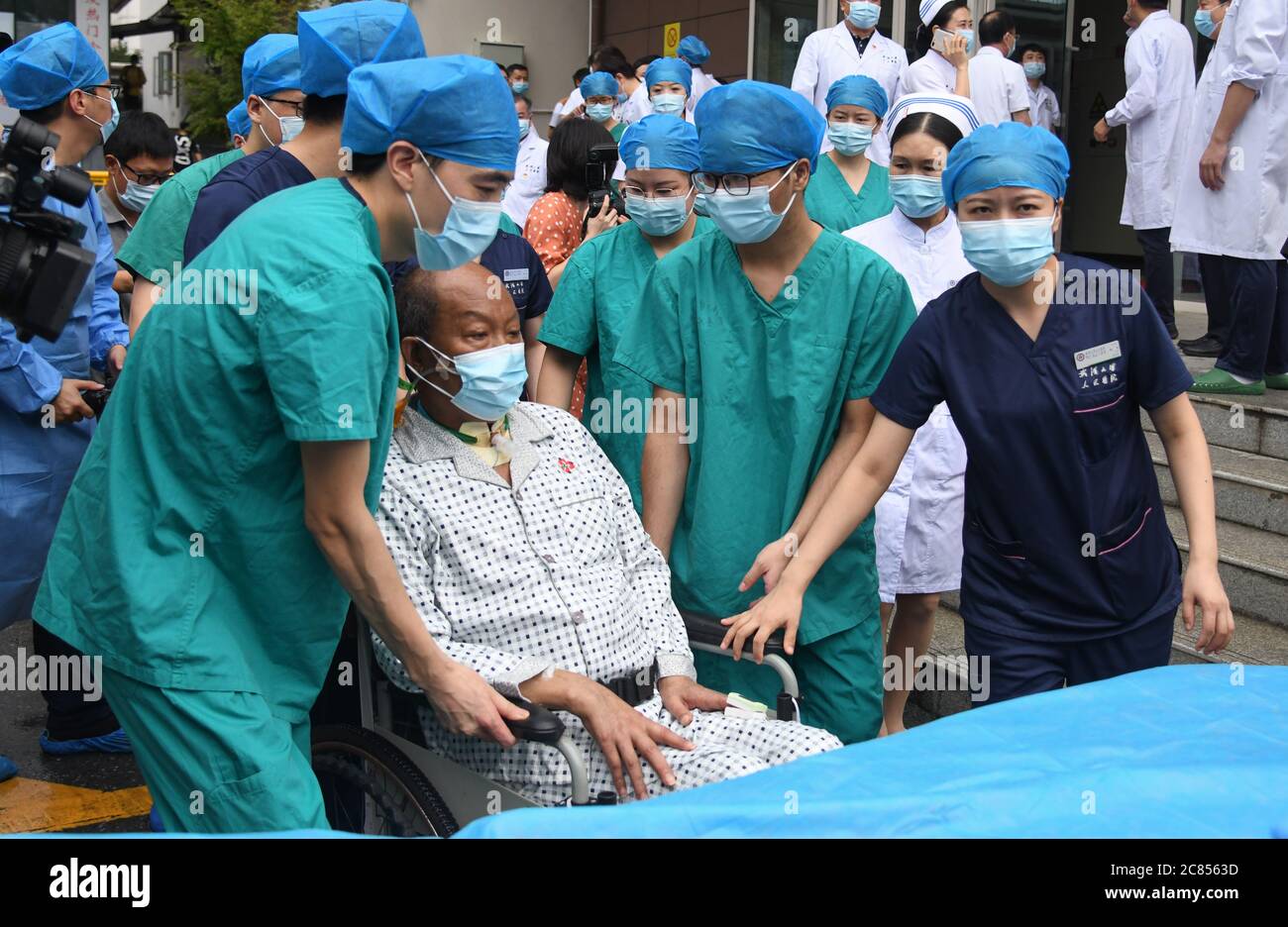 Transplant surgery hi-res stock photography and images - Alamy