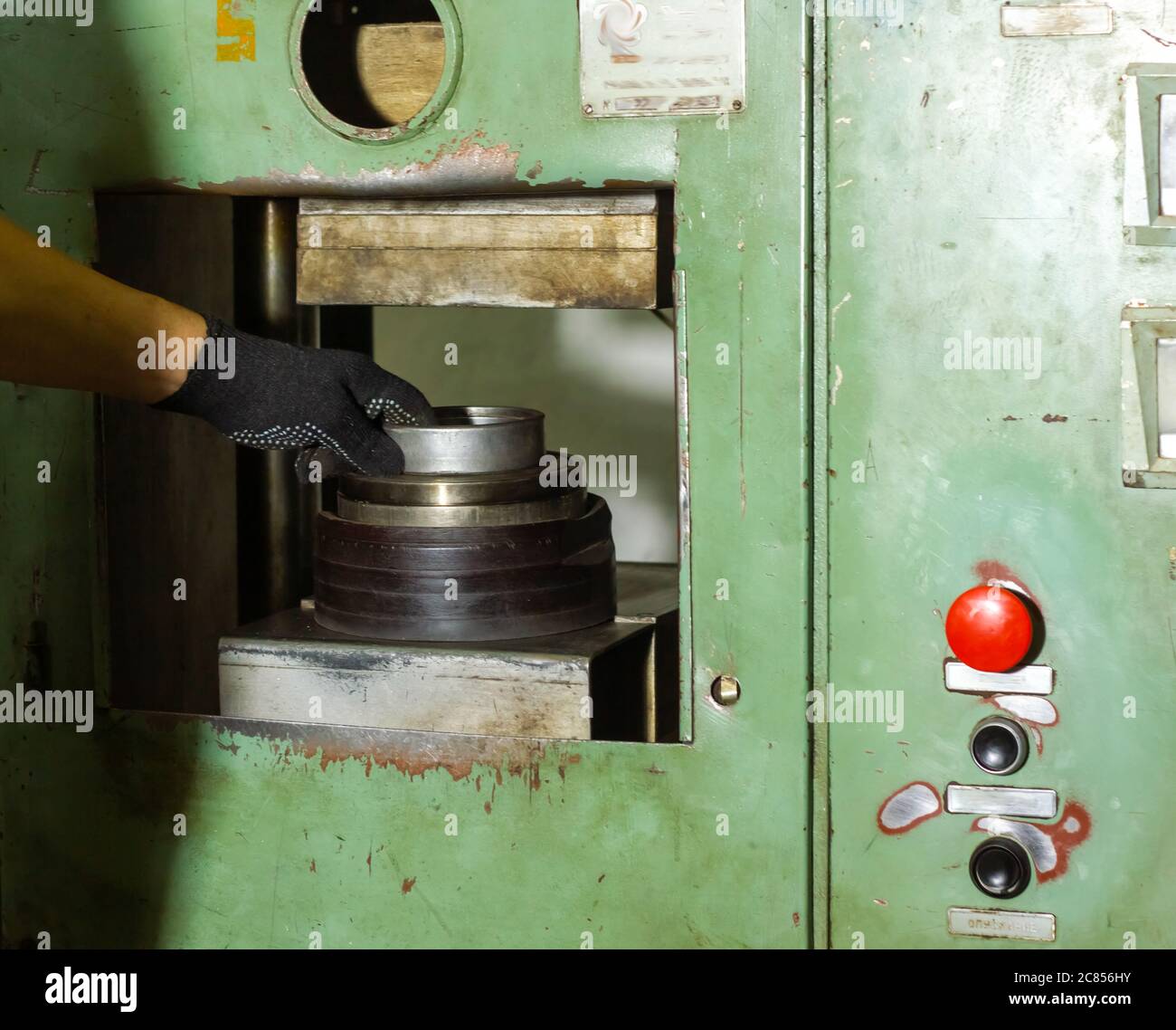 Iron rust (microscope or microscopic) hi-res stock photography and ...