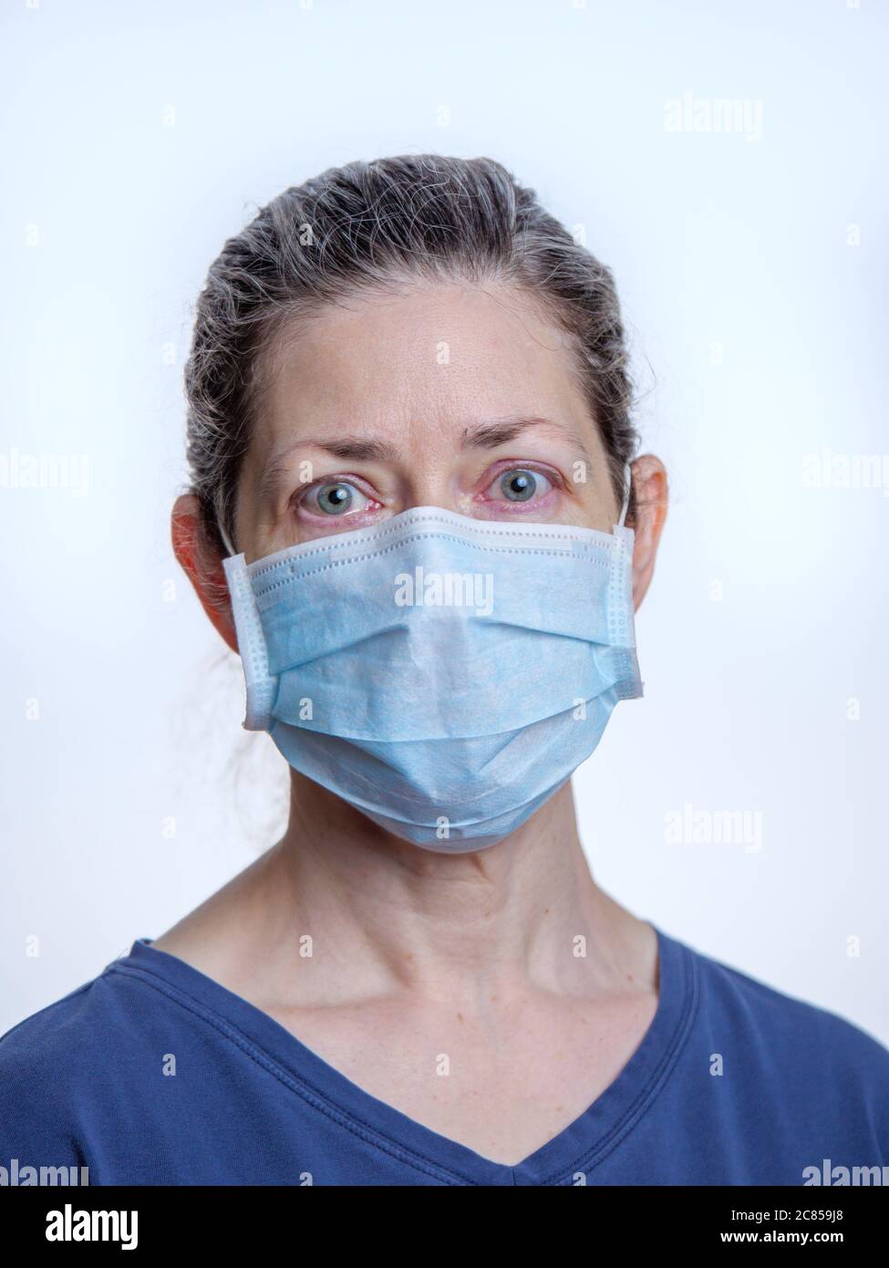 Female surgical mask hi-res stock photography and images - Alamy