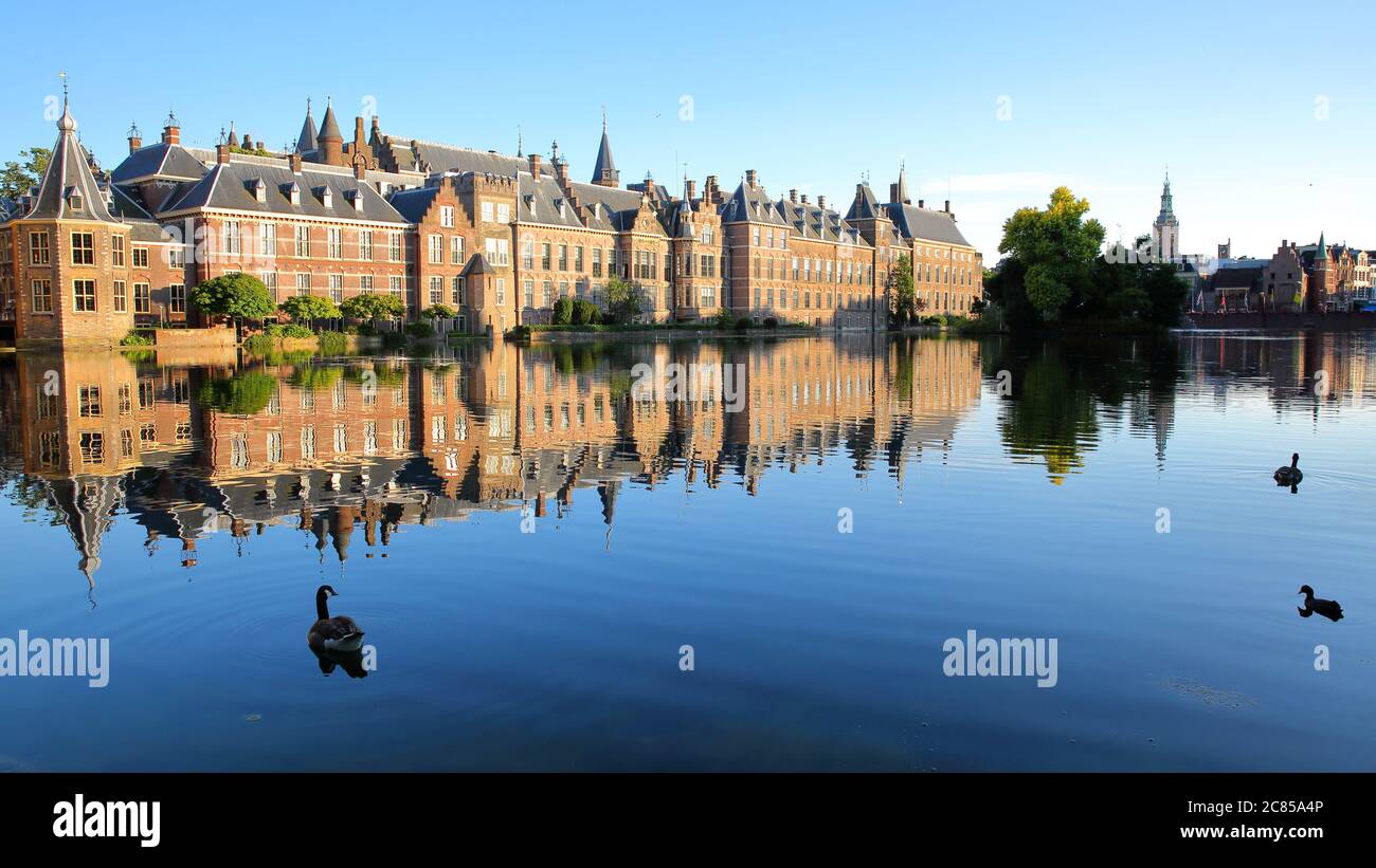 Reflections of the Binnenhof (13 century gothic castle) on the ...
