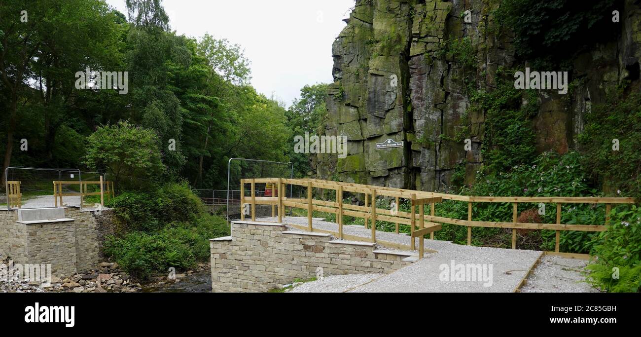 River goyt new mills hi-res stock photography and images - Alamy