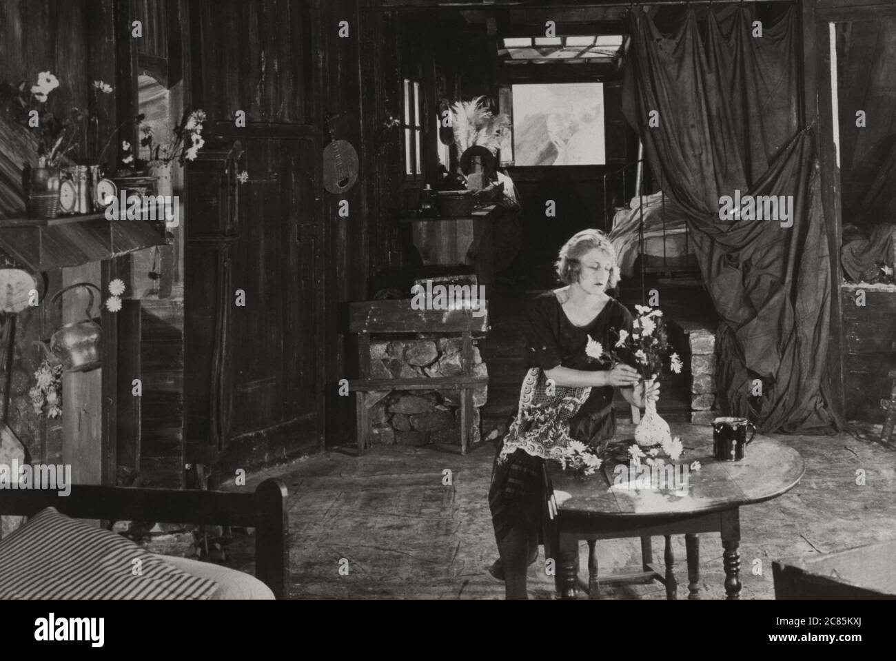 La Roue The Wheel Year : 1923 France Director : Abel Gance Ivy Close ...