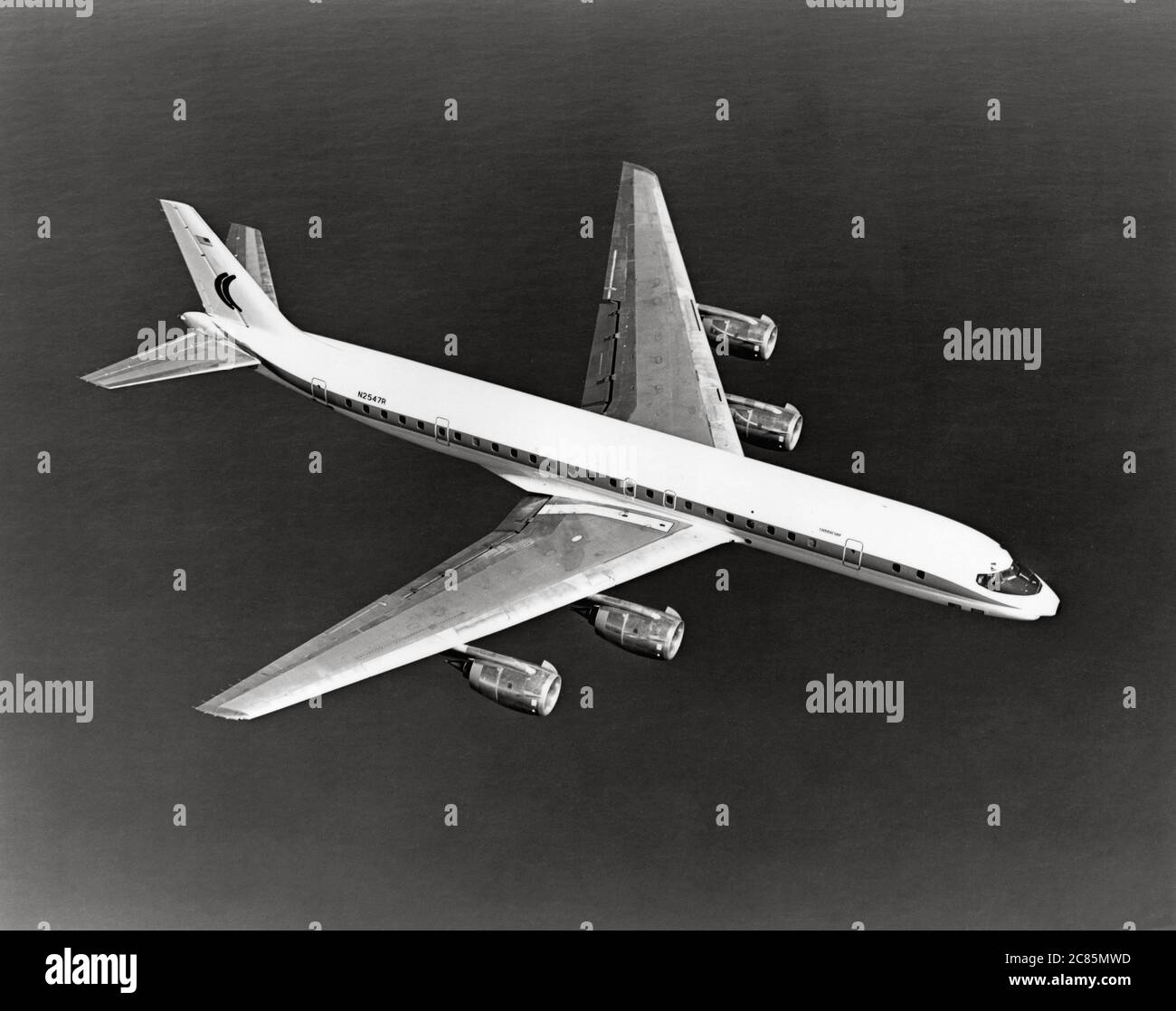 Douglas dc 8 aircraft hi-res stock photography and images - Alamy