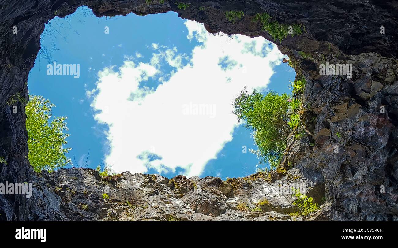 Inside a cave looking out hi-res stock photography and images - Alamy