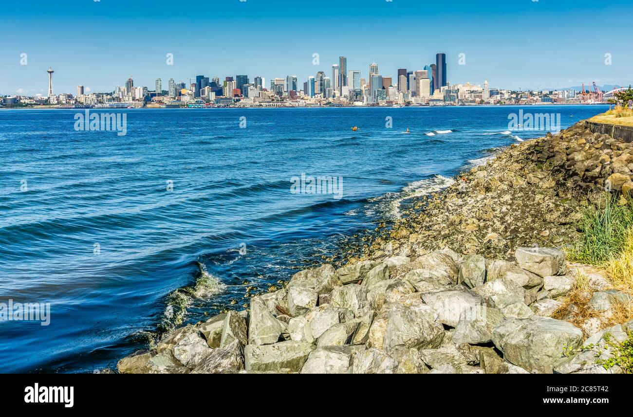 A view of the Seattle skyline in Washington State Stock Photo - Alamy
