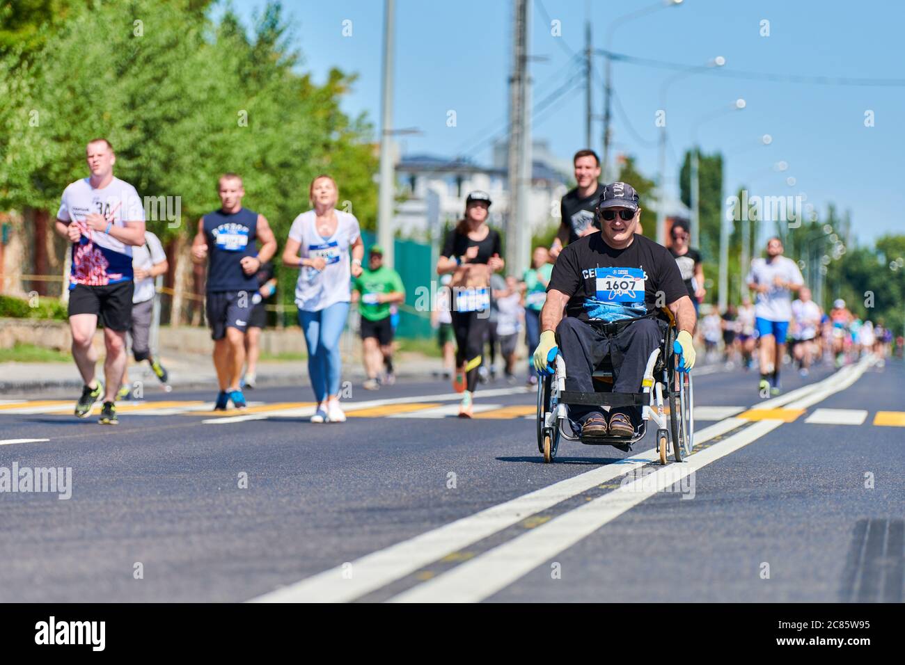 Disabled marathon finish hi-res stock photography and images - Alamy
