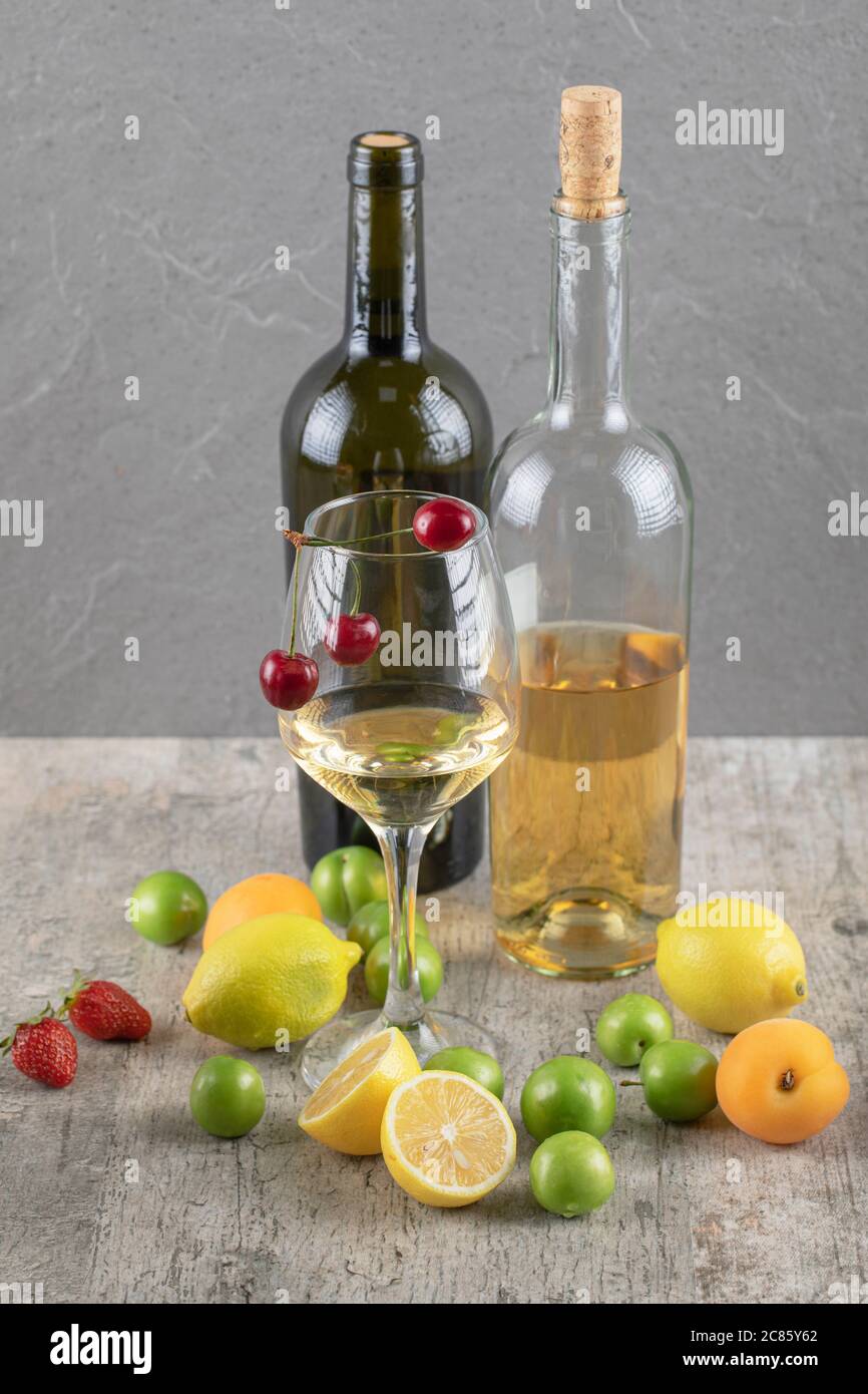 Fruit mixture hi-res stock photography and images - Alamy