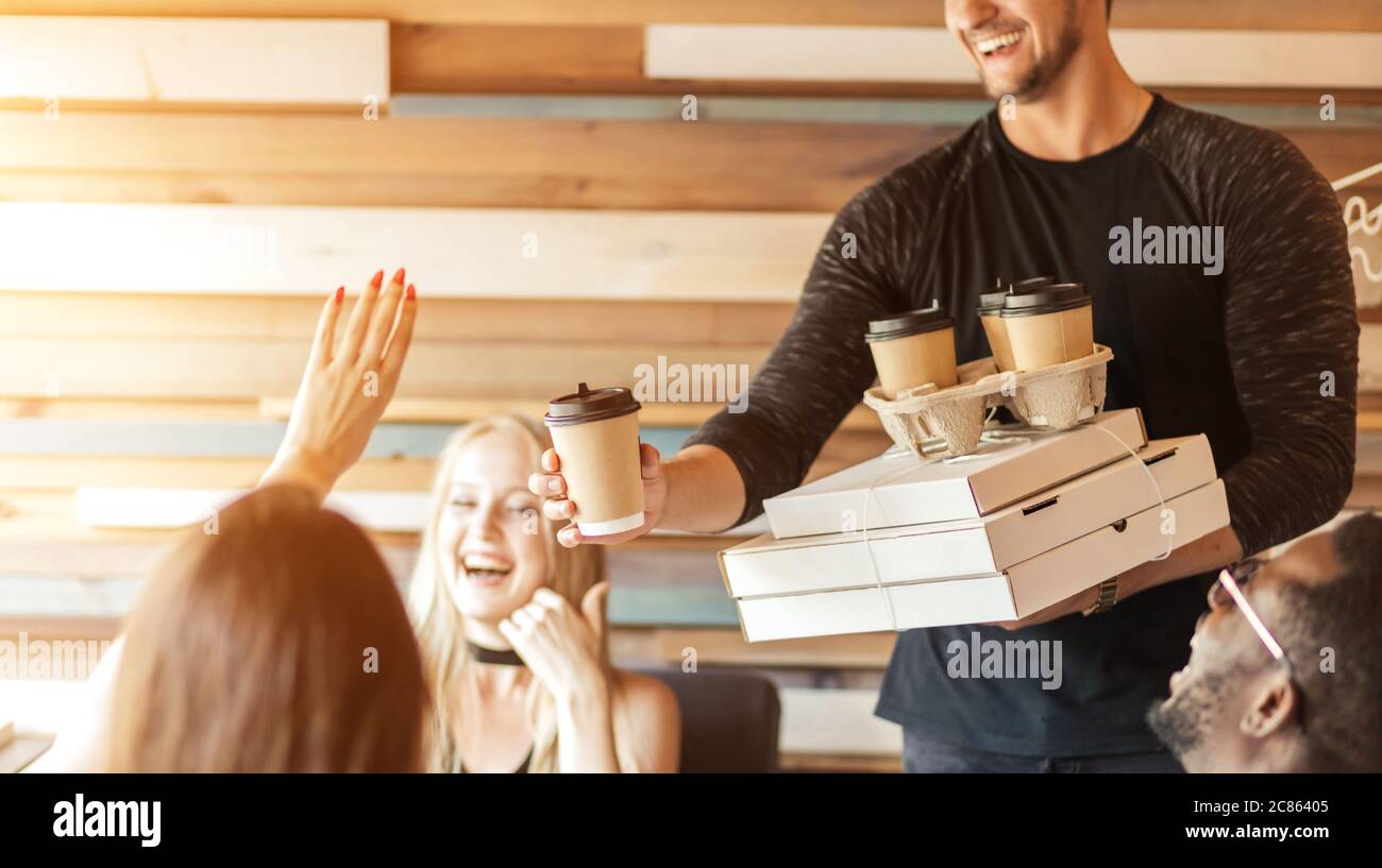 Italian italy food group happy table hi-res stock photography and ...