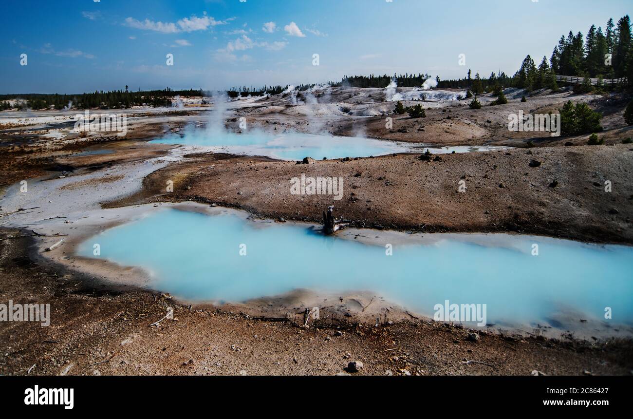 Yellowstone geothermal pools hi-res stock photography and images - Alamy