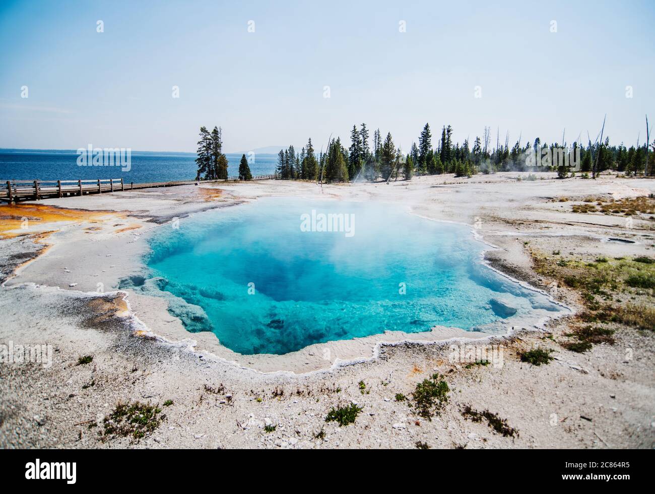 Hot geothermal pool hi-res stock photography and images - Alamy