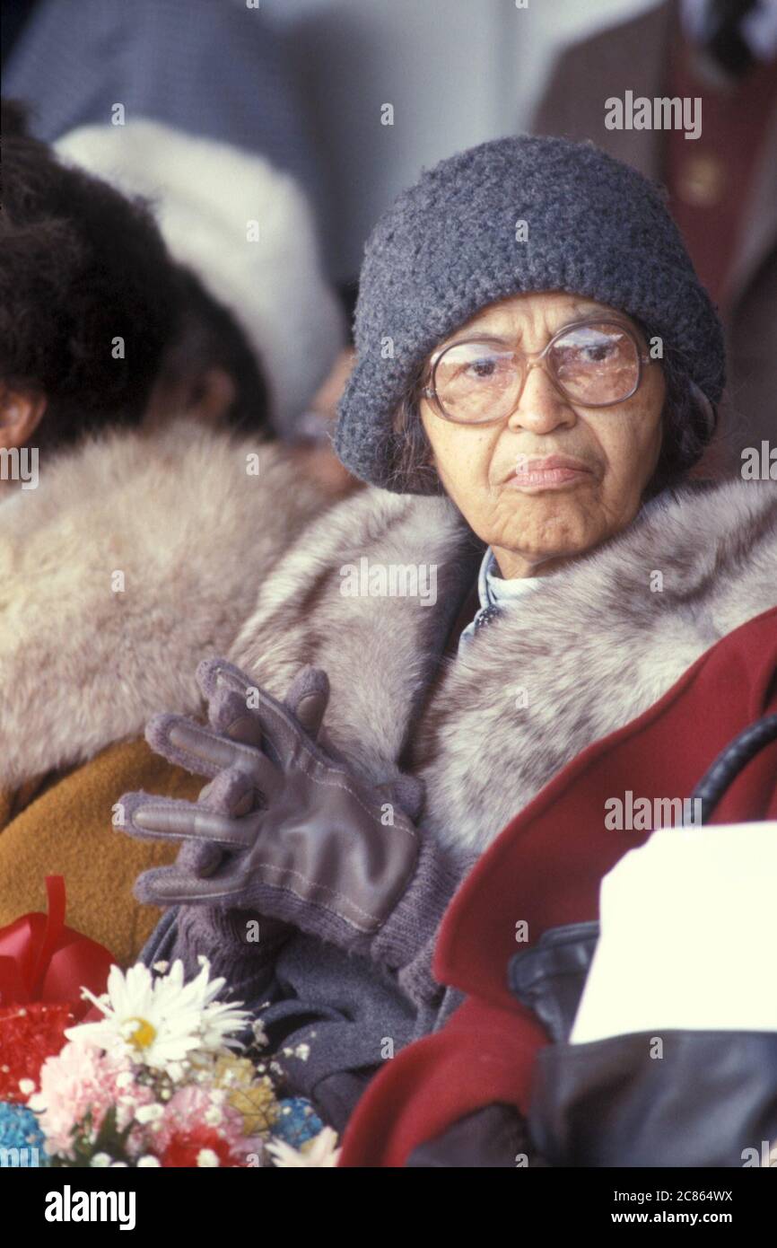 San Antonio Texas USA, January 1995: Rosa Parks (right), hero of 1955 ...