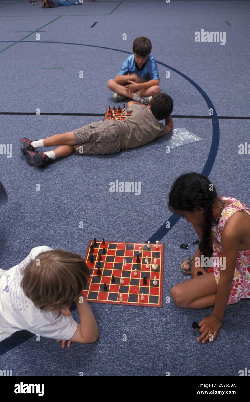Austin Texas USA, 2002: Elementary students (mostly 2nd graders) play ...