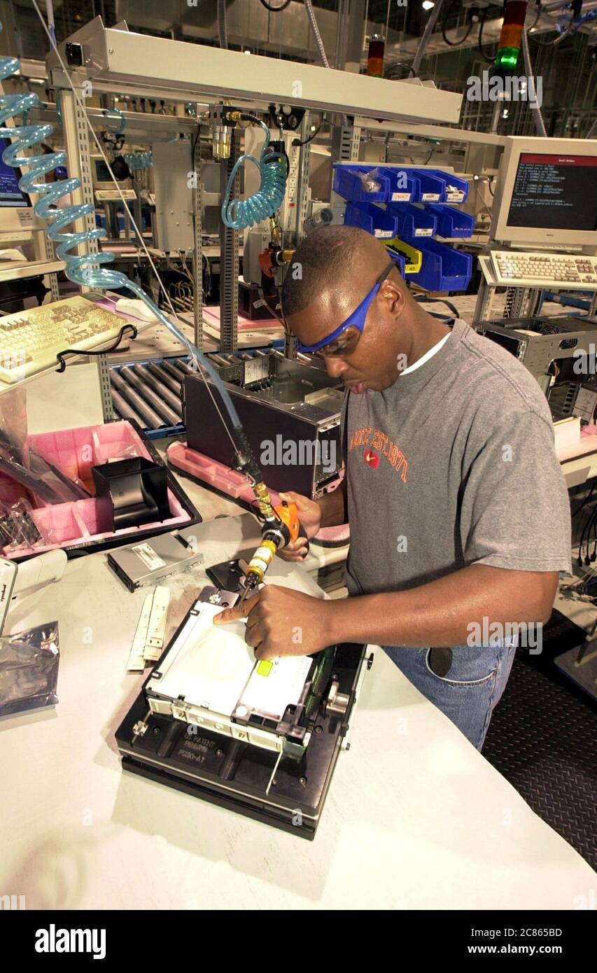 Dell computer factory hi-res stock photography and images - Alamy