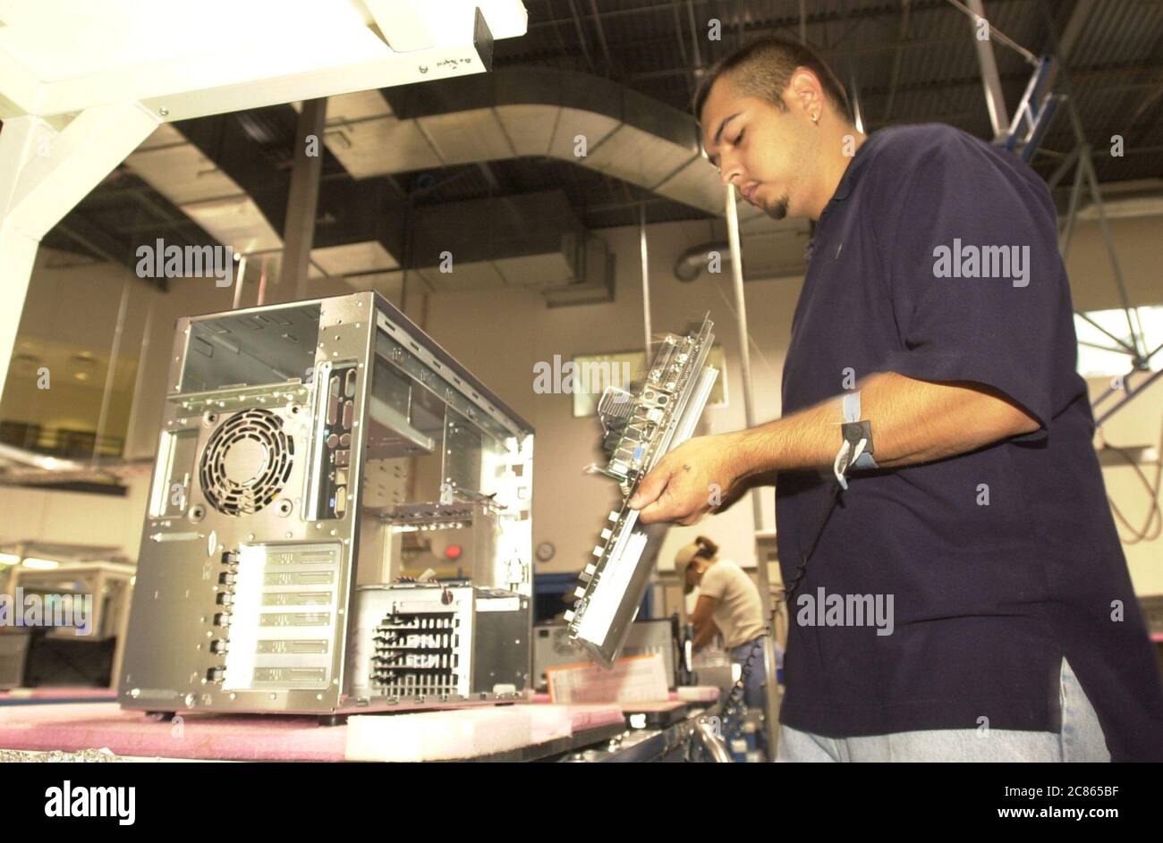 Dell computer factory hi-res stock photography and images - Alamy