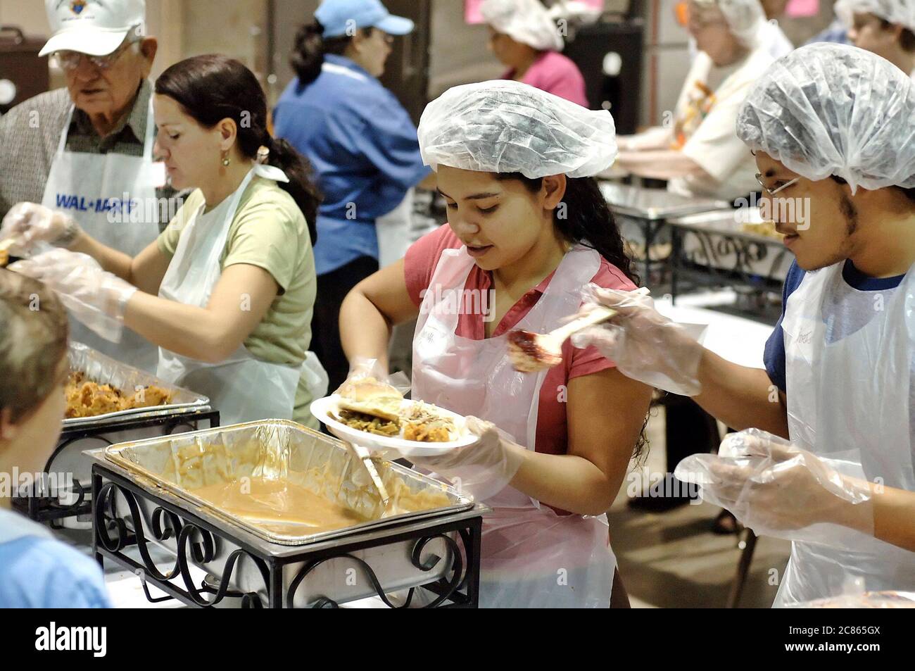 Homeless food line hi-res stock photography and images - Alamy