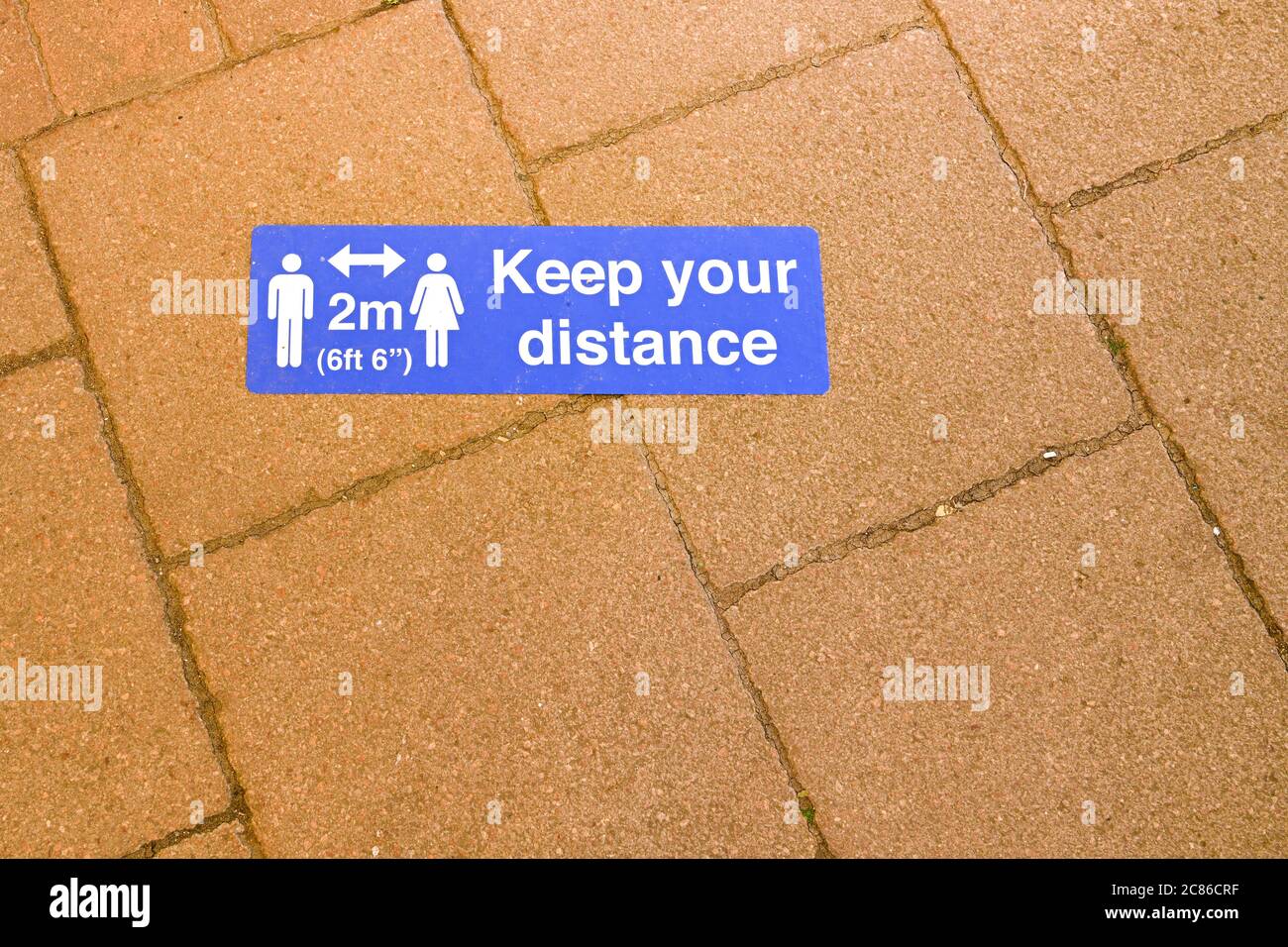 Blue maintain hi-res stock photography and images - Alamy