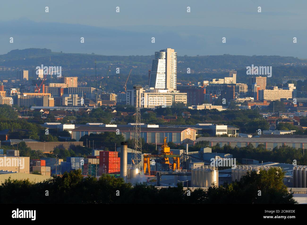 Bridgewater Place dominating Leeds City Skyline Stock Photo - Alamy