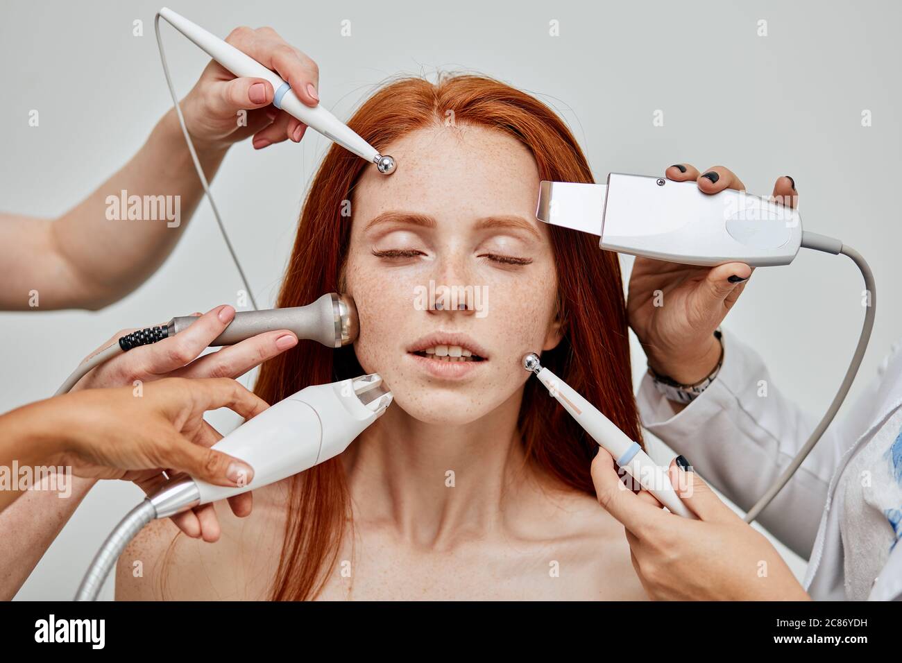 Gorgeous caucasian female with delightful emotional face enjoying ...