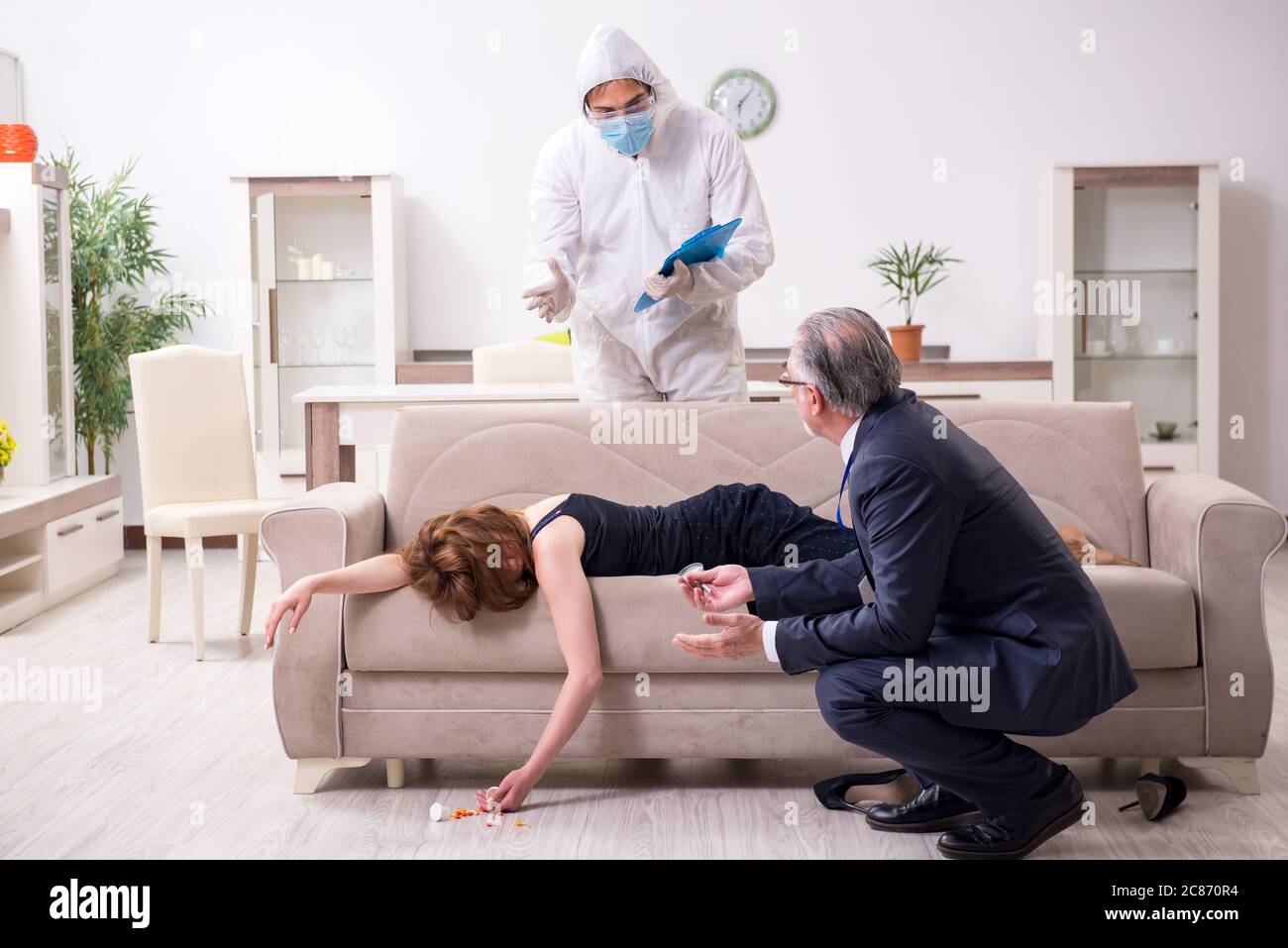 Forensic experts at the crime scene at home Stock Photo - Alamy