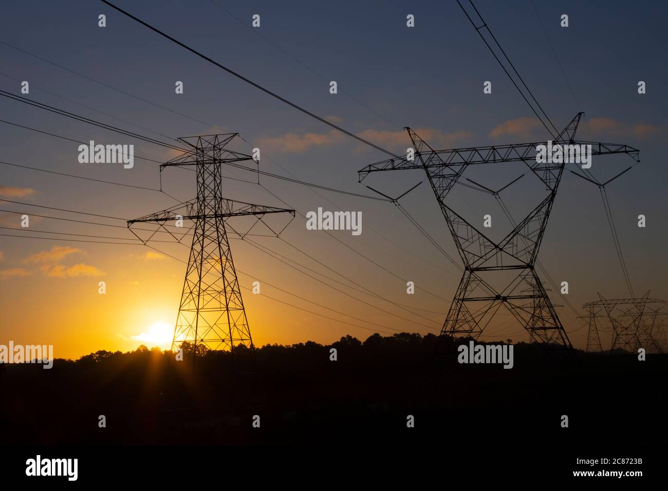 Duke energy tower hi-res stock photography and images - Alamy