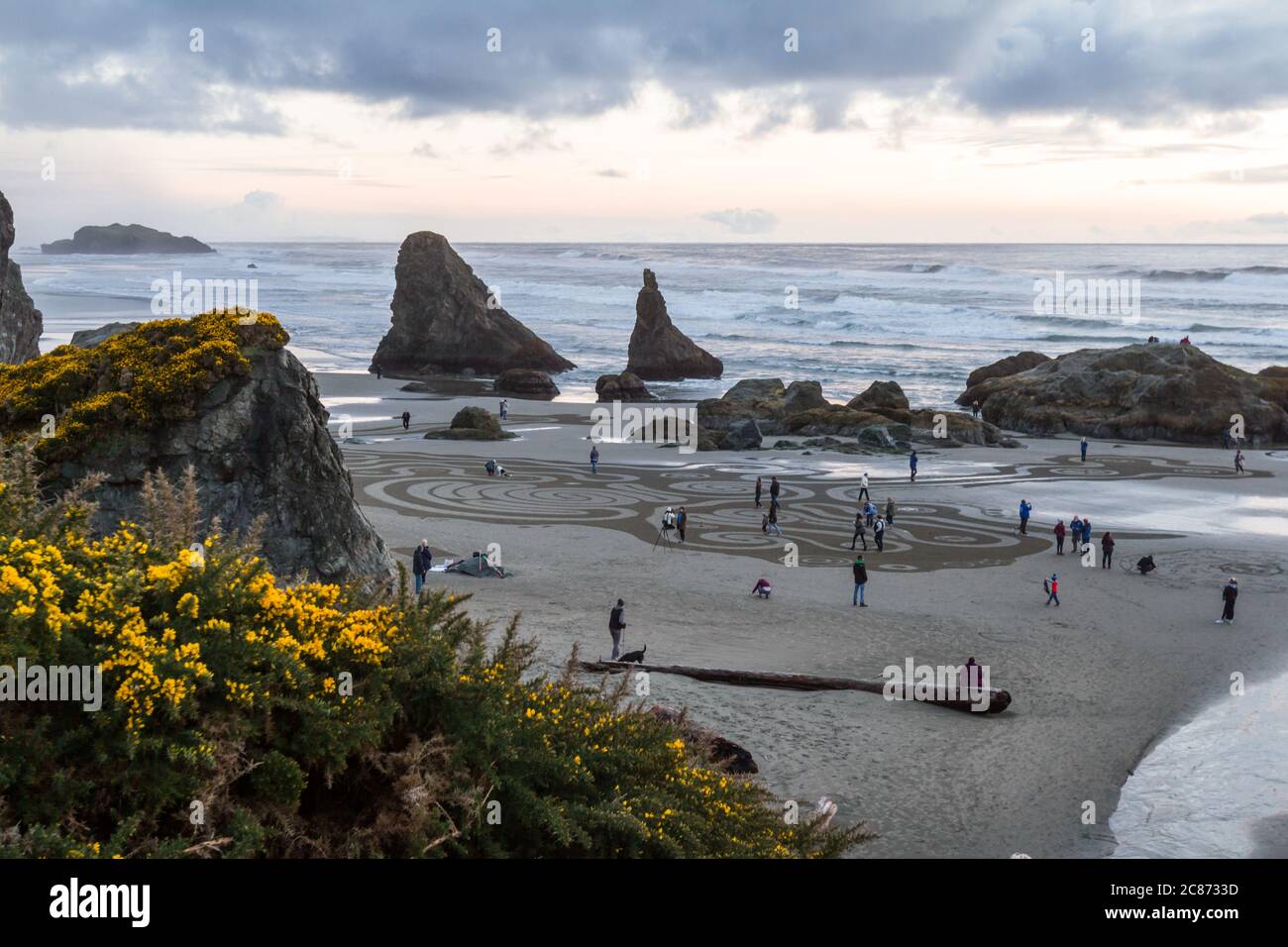 Bandon by the Sea, Oregon / USA - March 07 2020: People walking the ...