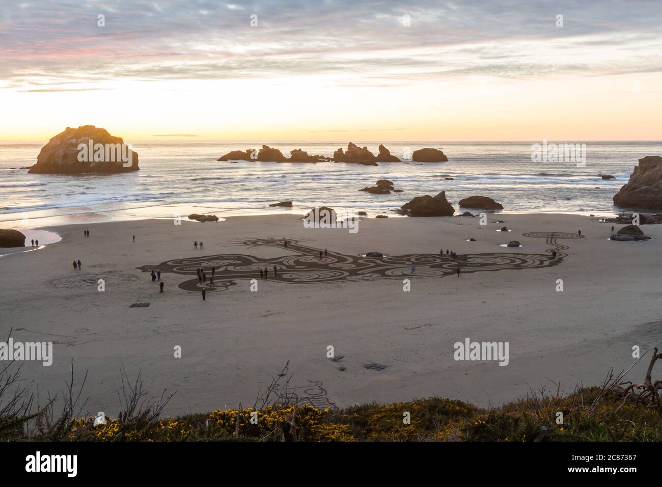 Bandon by the Sea, Oregon / USA - March 08 2020: People at sunset ...