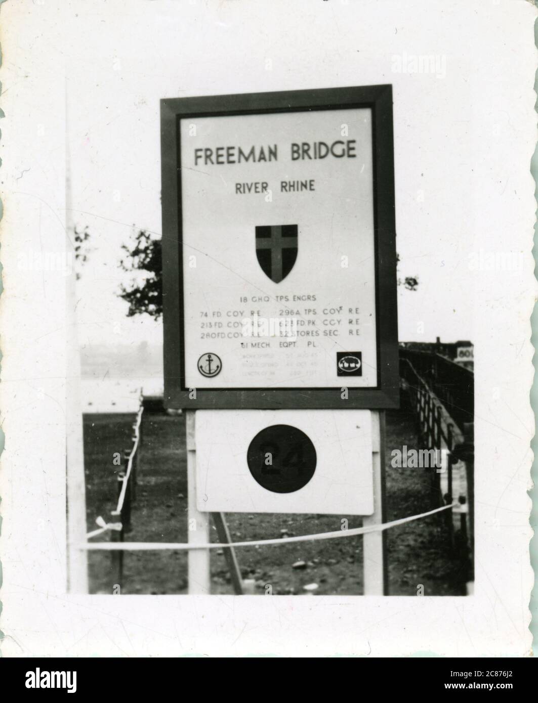 British ww2 sign hi-res stock photography and images - Alamy