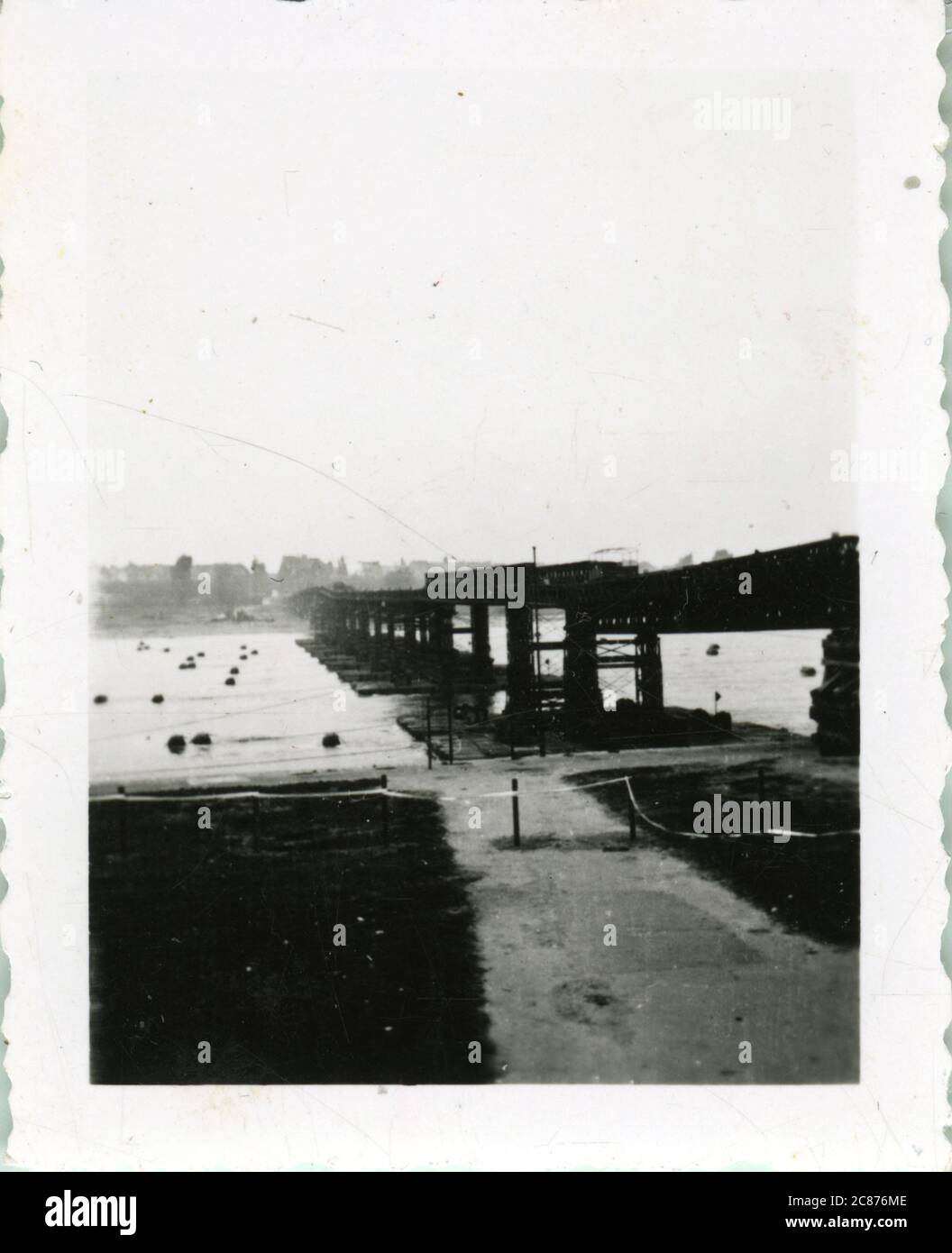 Royal engineers building hi-res stock photography and images - Alamy