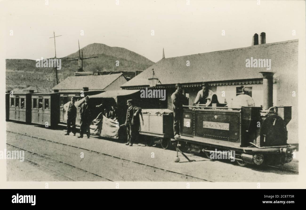 1920s railway station hi-res stock photography and images - Alamy
