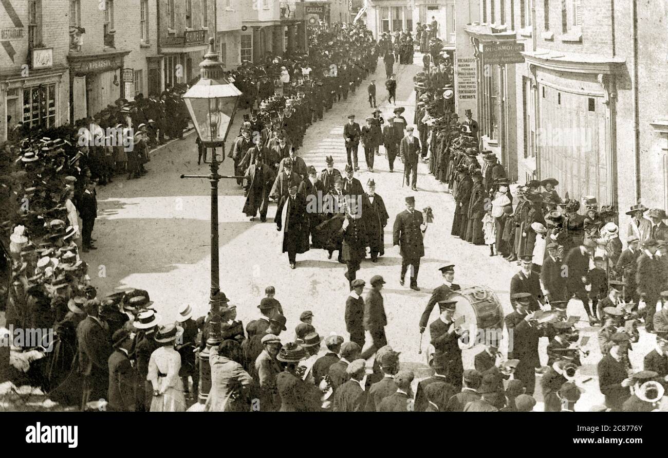 Busy Street, Chester, Cheshire, England Stock Photo - Alamy