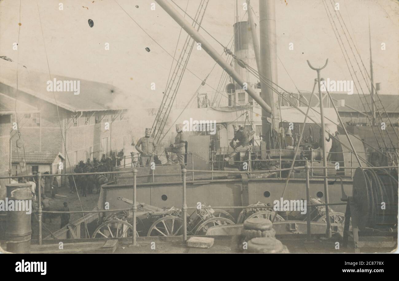 Ww1 warship hi-res stock photography and images - Alamy