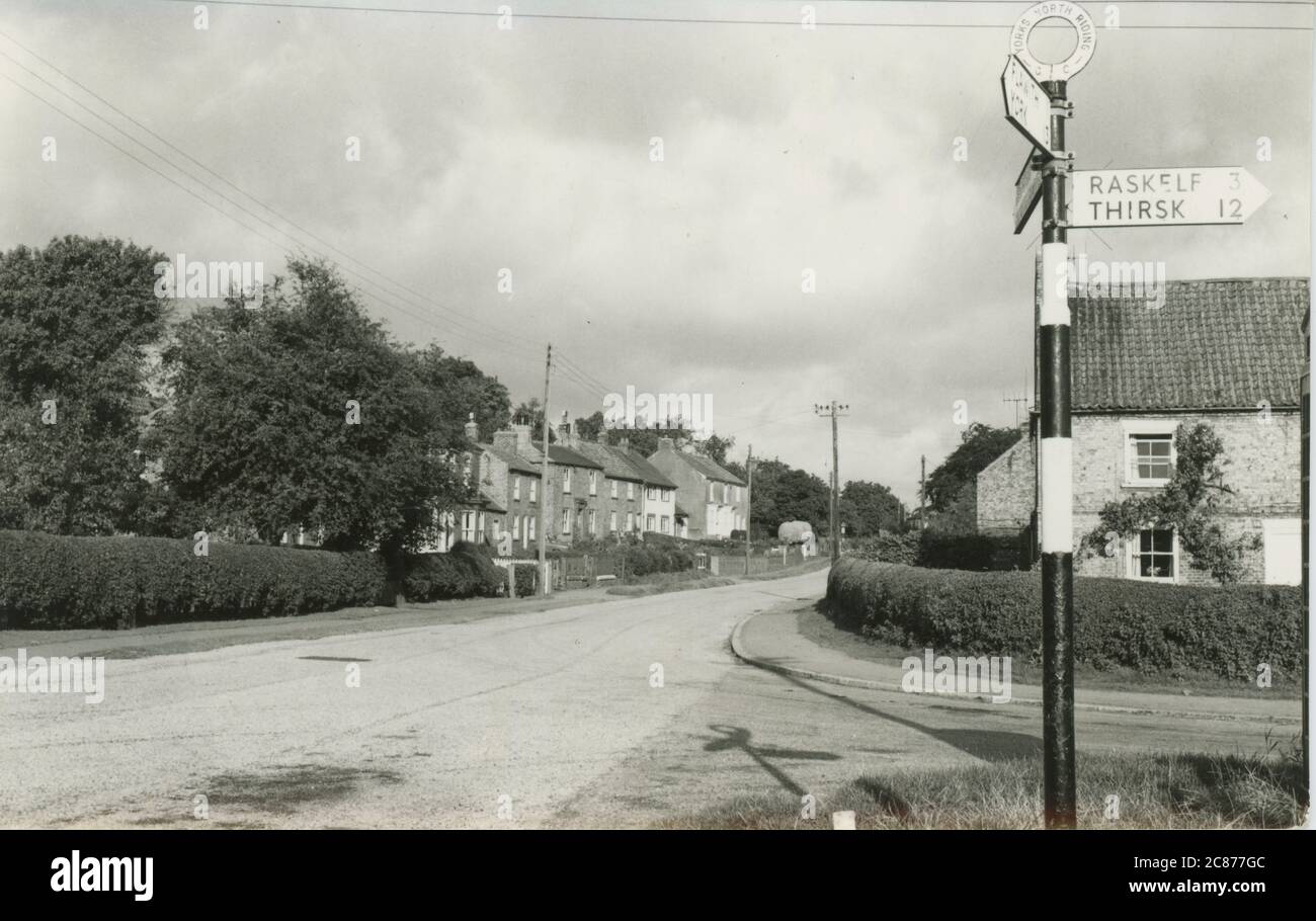 Tollerton hi-res stock photography and images - Alamy