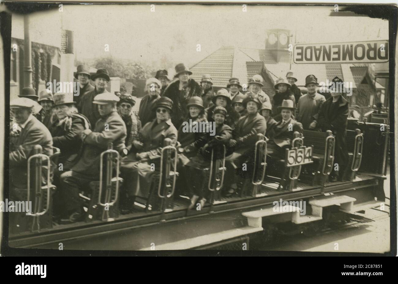 Toast rack hi-res stock photography and images - Alamy