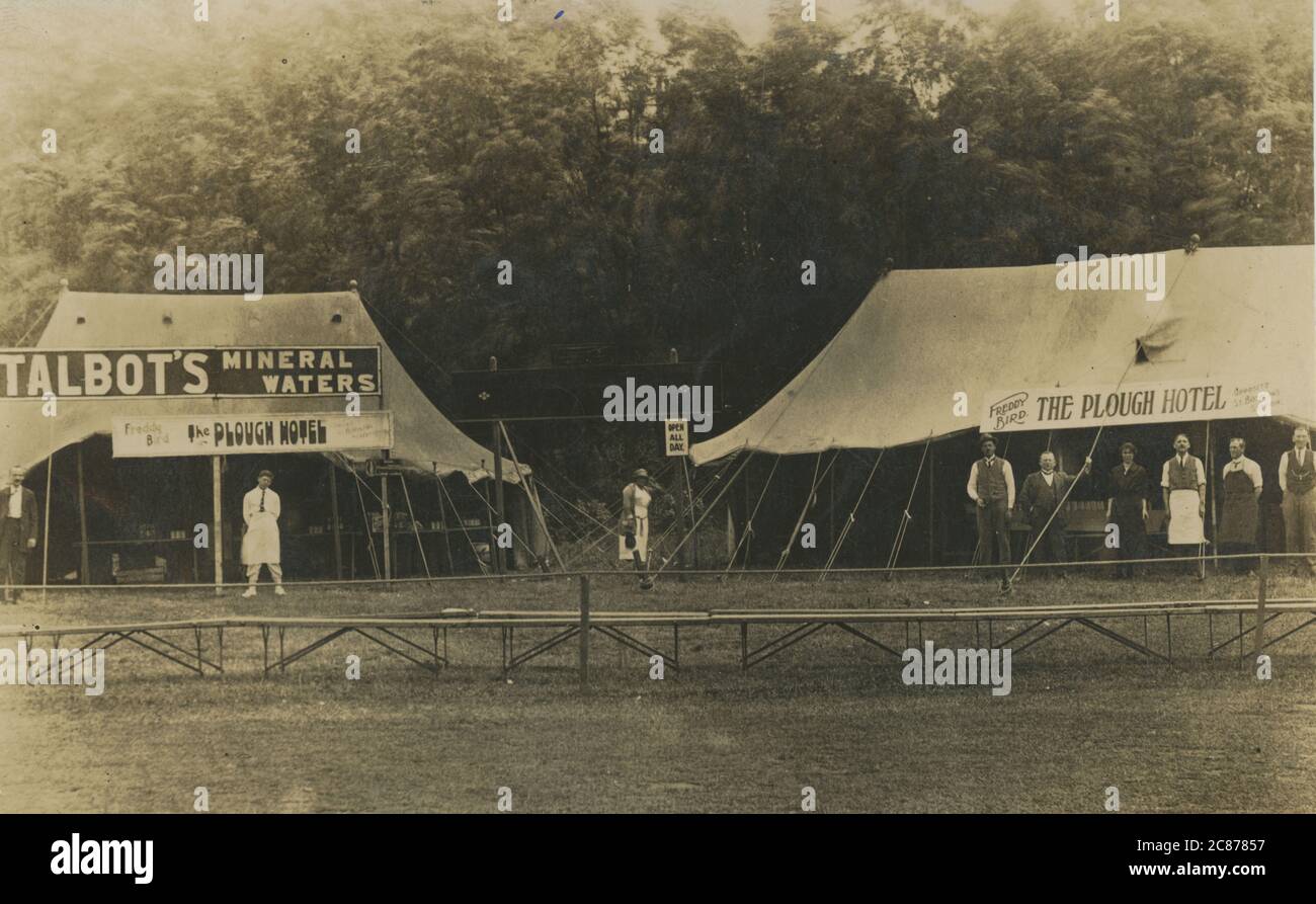 Show tents hi-res stock photography and images - Alamy