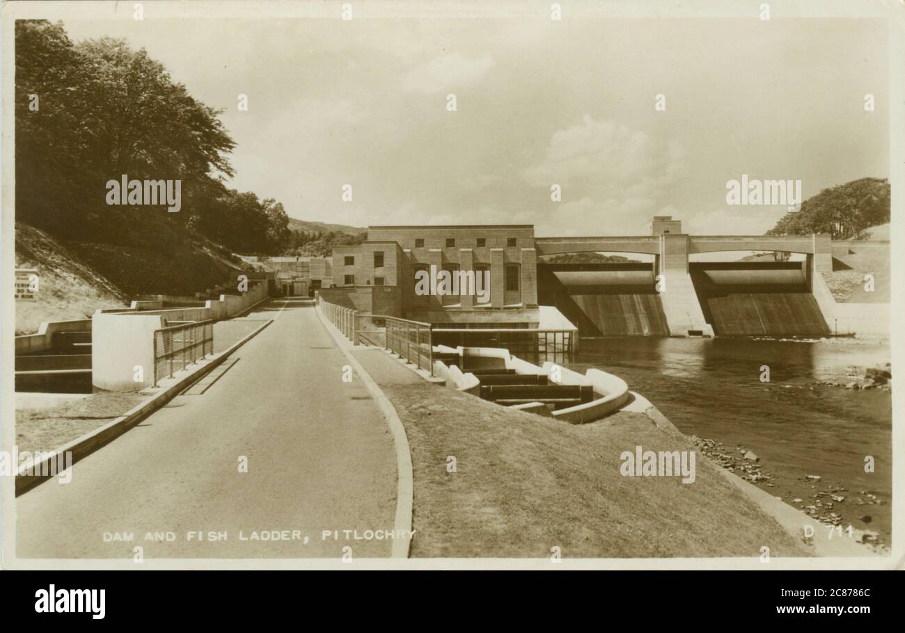 Dam with fish ladder hi-res stock photography and images - Alamy