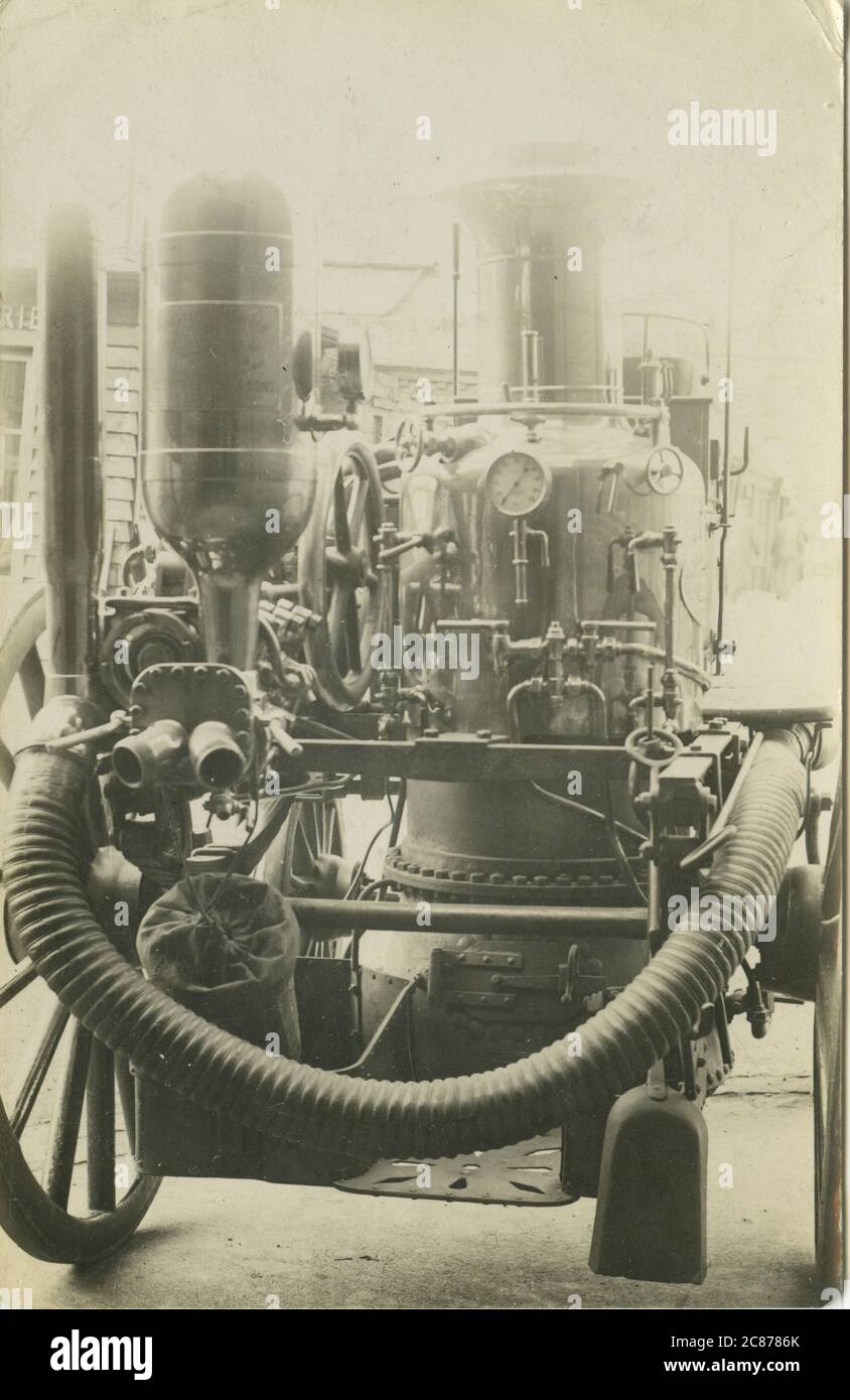 Merryweather Horse-drawn 'Metropolitan’ Steam Fire Engine, Britain ...