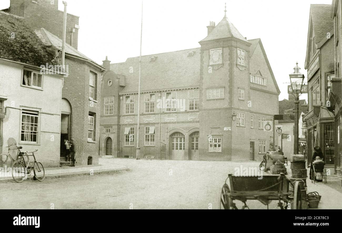 Letchworth garden city town hall hi-res stock photography and images ...