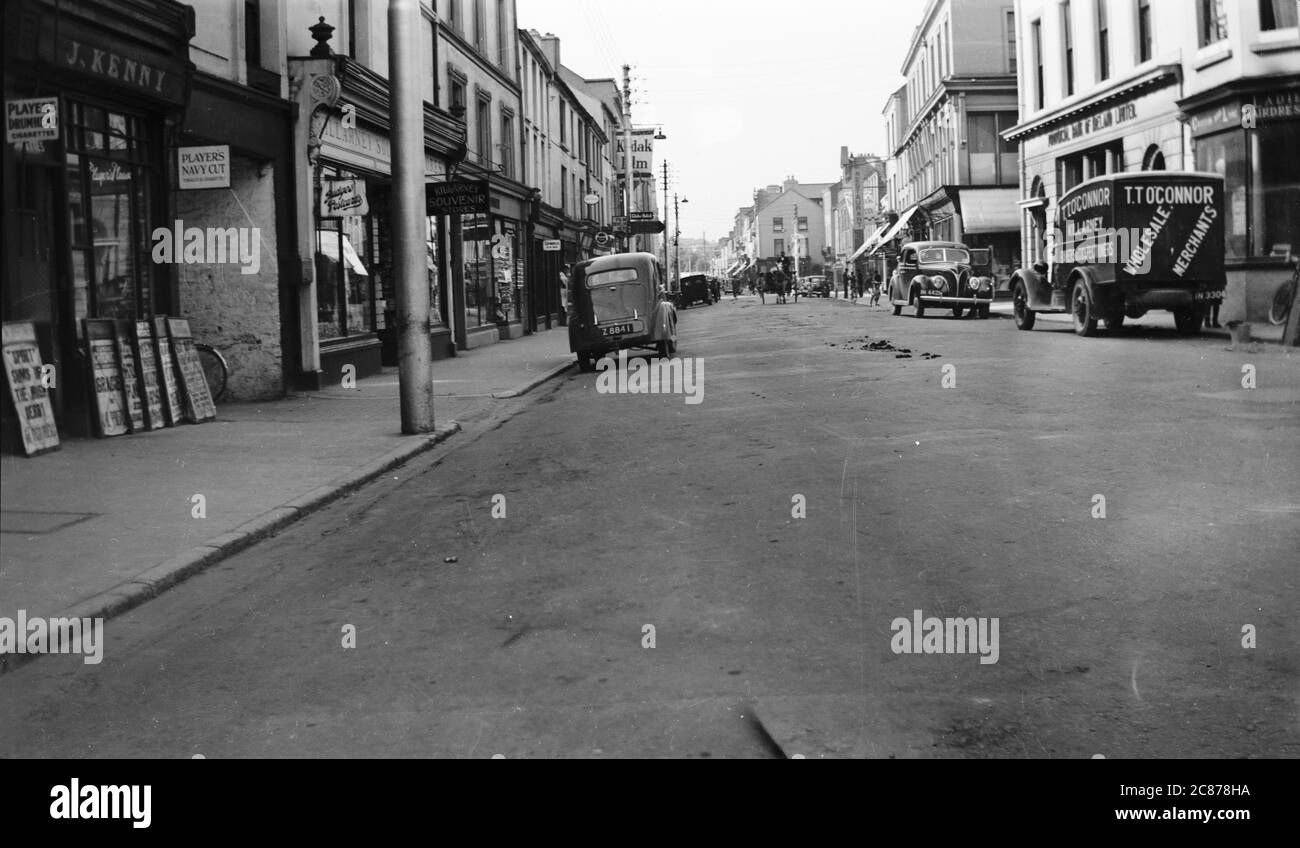 Killarney main street hi-res stock photography and images - Alamy