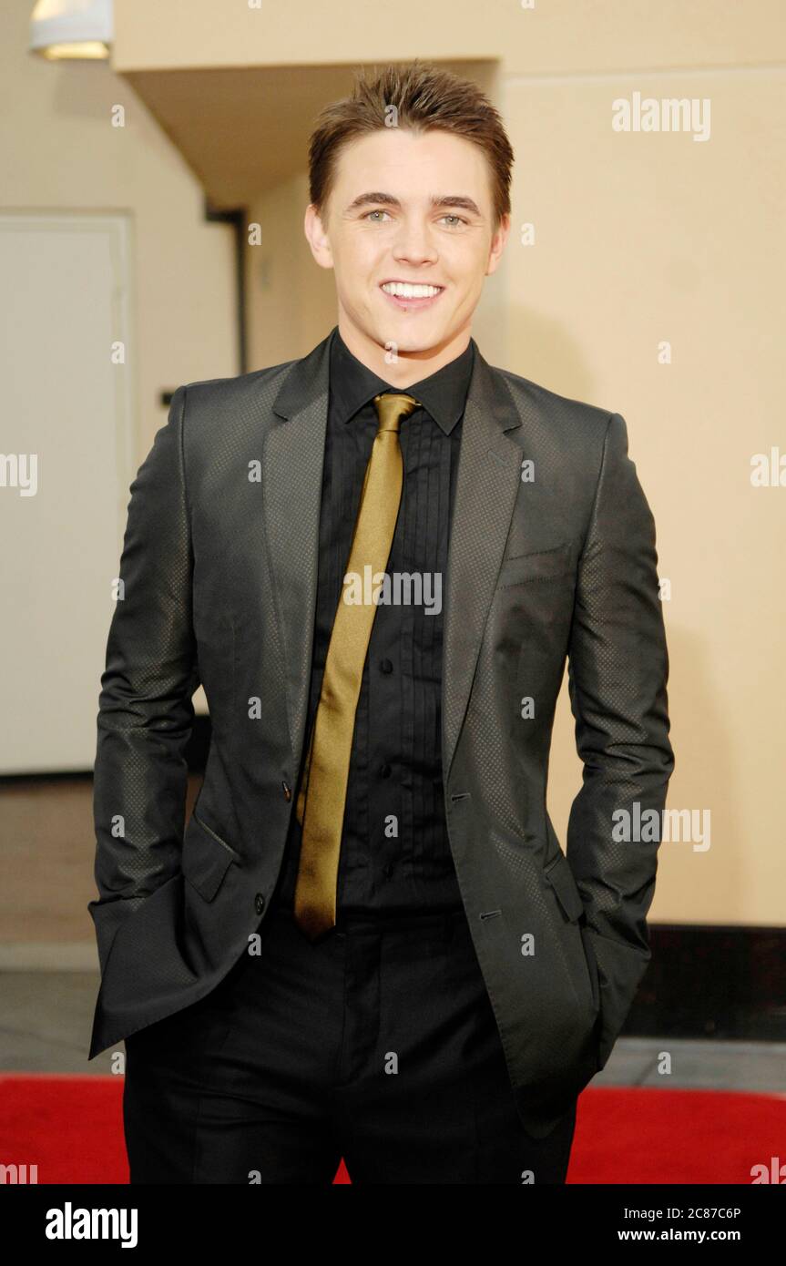 Singer Jesse McCartney attends the 2009 ASCAP Pop Music Awards at the ...